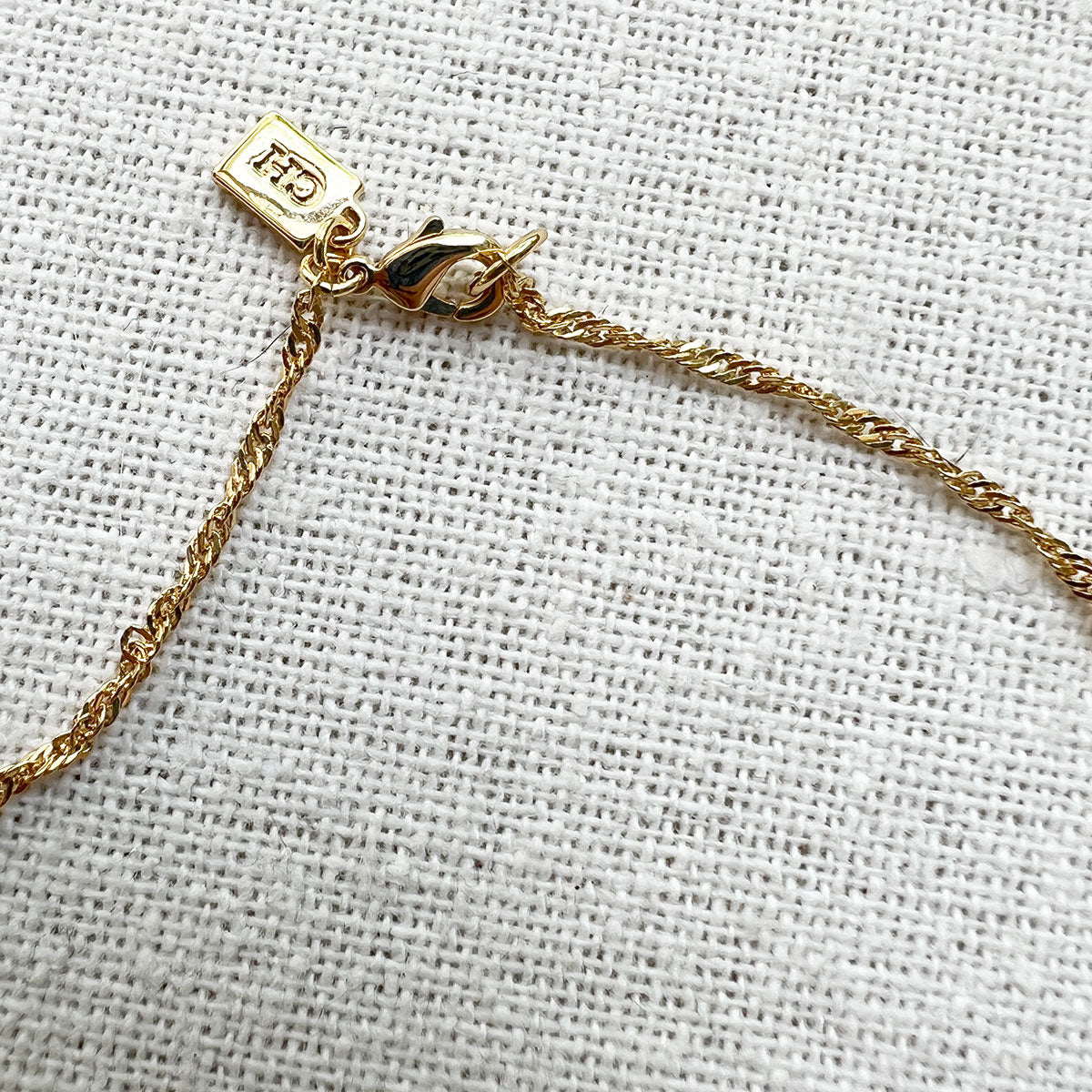 Crystal Haze Nonna chain, Gold – CULTSTATUS