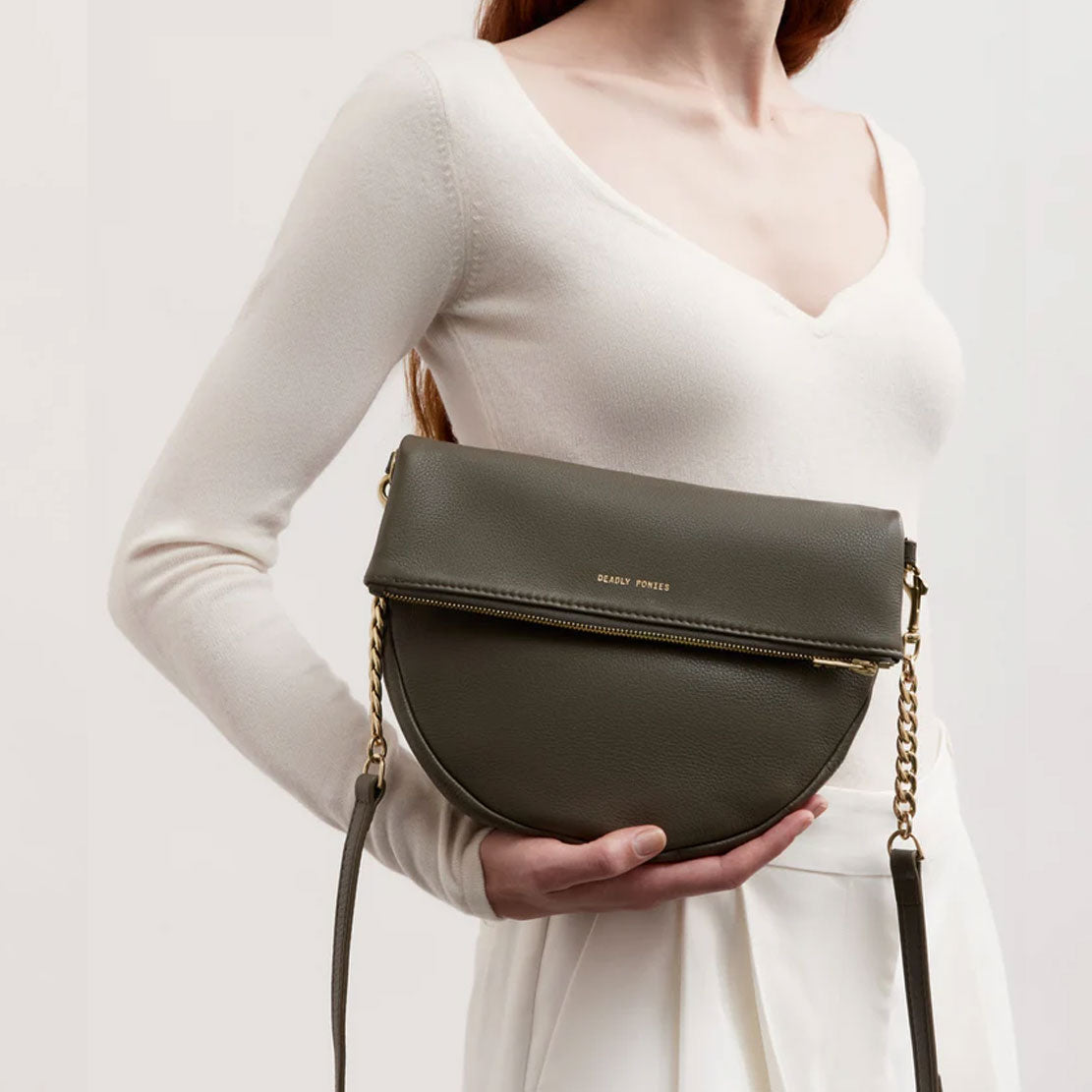 Deadly Ponies – CULTSTATUS