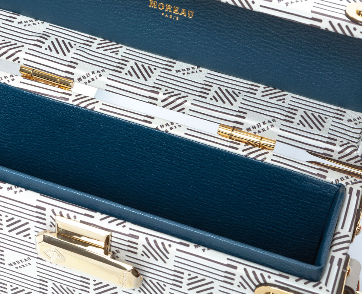 MOREAU Victoria Mini Trunk, Milk – CULTSTATUS